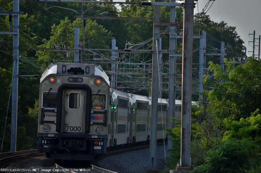NJT 7000